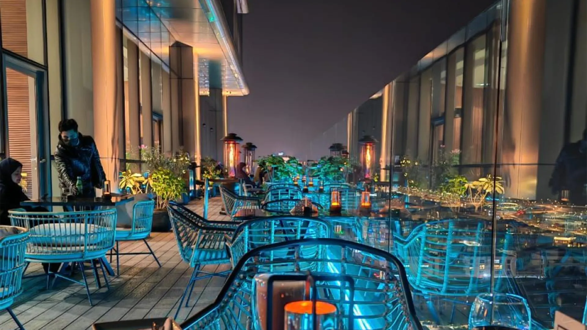 Terrace Lounge – NEXT WELLNESS CLUB
